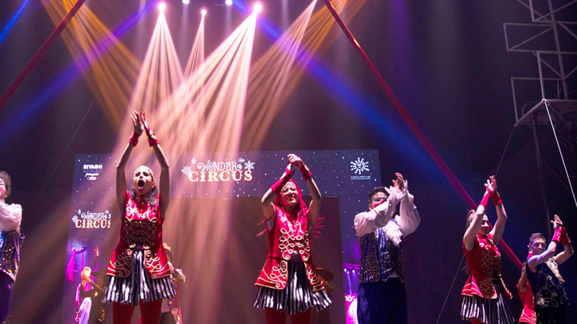 CIRCUS SHOWS | CirqueDuLiban